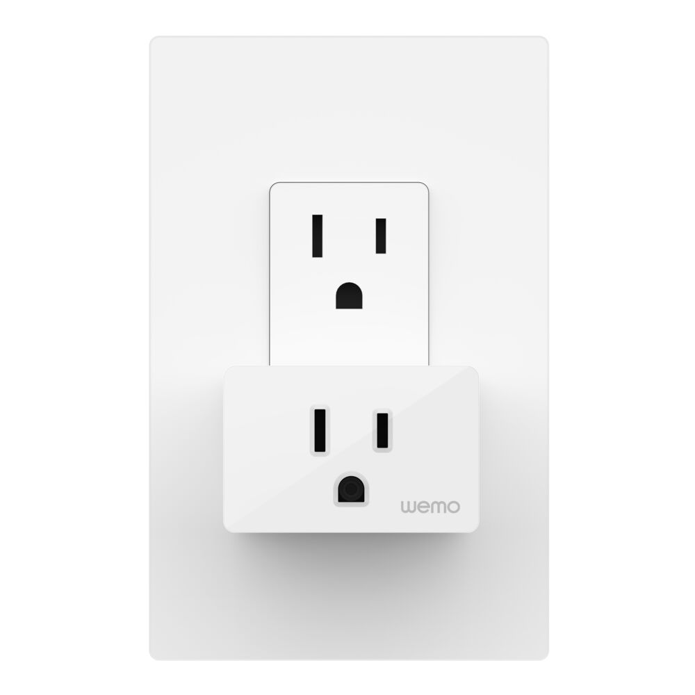 Wemo Smart Plug with Thread | Belkin | Belkin CA