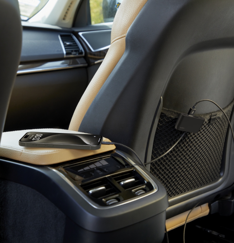 USB-A & USB-C car charger: fast charge iPhone & Samsung | Belkin US